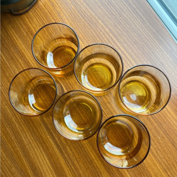 Dining | Vintage Mid Century Amber Gold Yellow Drinking Glasses 8 Oz ...